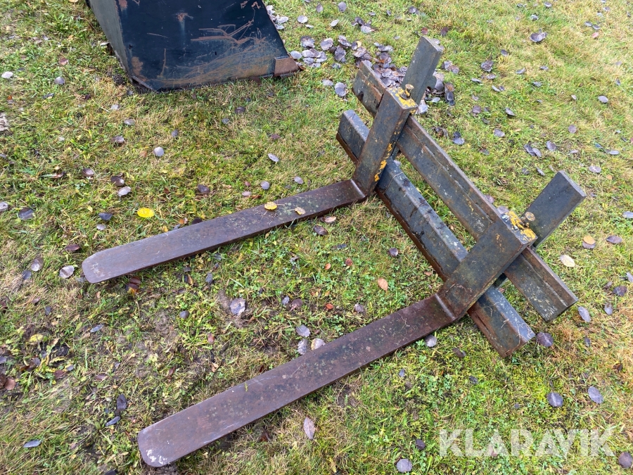 Gafflar, Sala, Klaravik auktioner