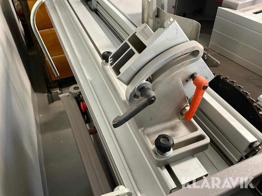 Kombimaskin Hammer C3, Helsingborg, Klaravik auktioner