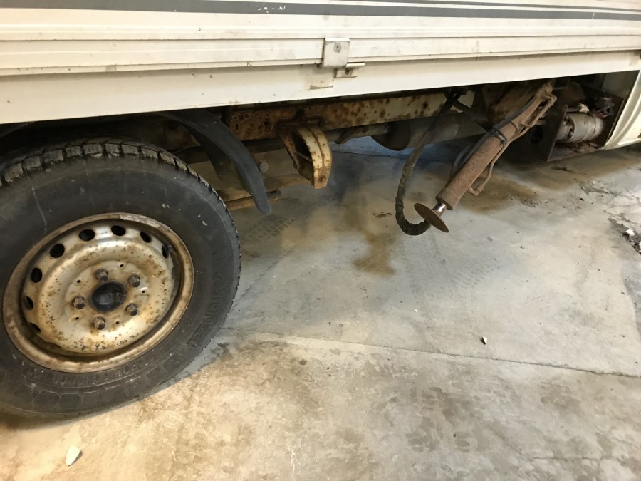 Klaravik Auktioner | VW LT 35 med HIAB 022T kran