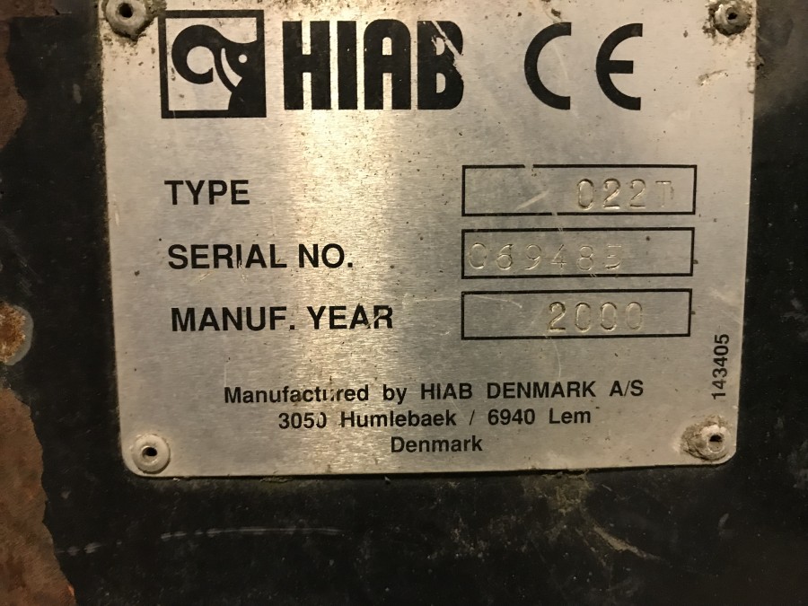 Klaravik Auktioner | VW LT 35 med HIAB 022T kran