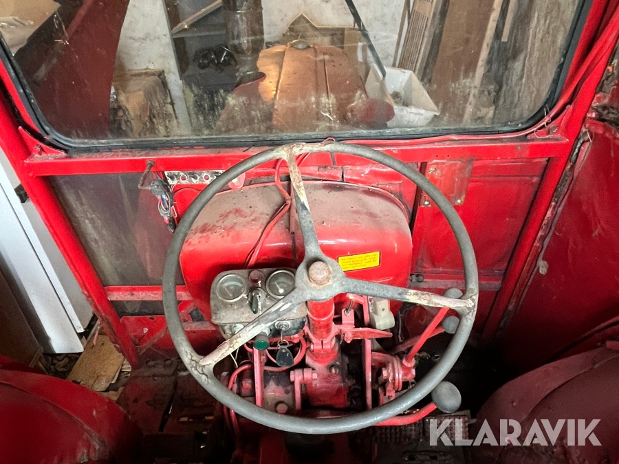 Traktor BM Volvo Boxer 350, Laholm, Klaravik auktioner