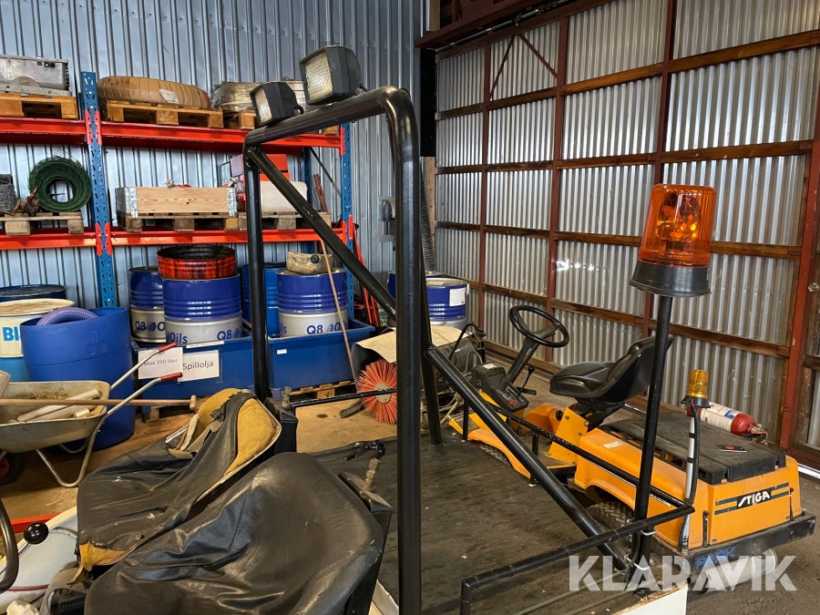 Klaravik Auktioner | Dragtruck Kalmar Verkstad FT 802 FS