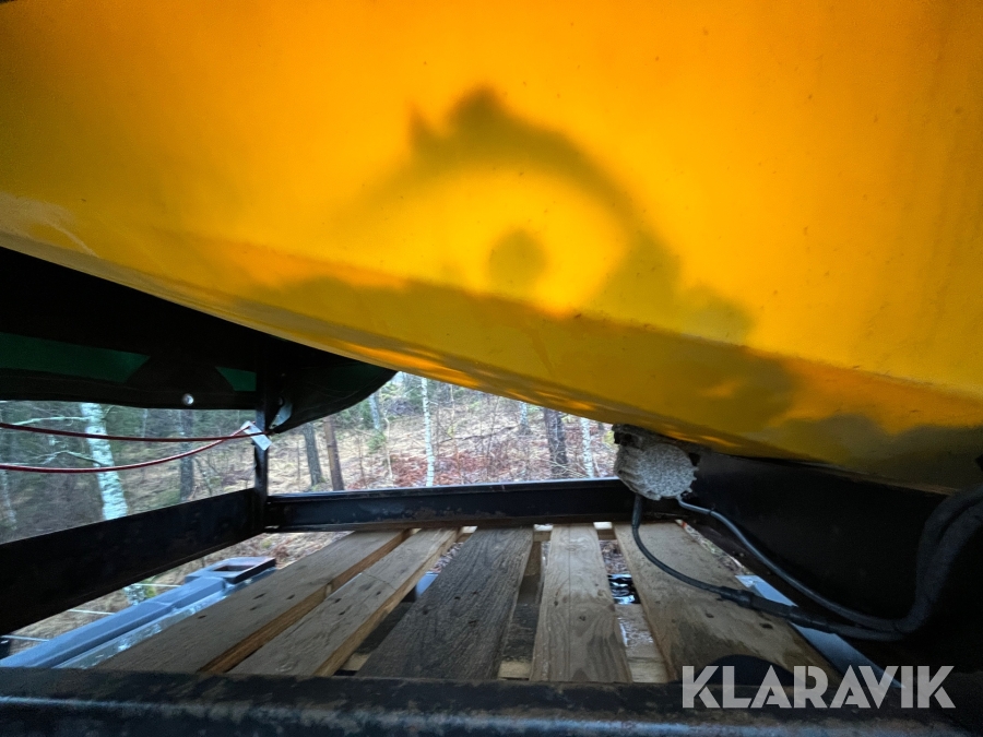 Sandspridare Snowex SP-3000, Upplands-Bro, Klaravik auktione