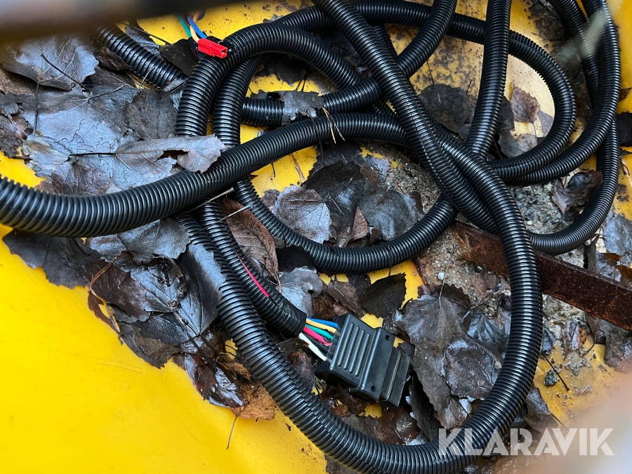 Sandspridare Snowex SP-3000, Upplands-Bro, Klaravik auktione