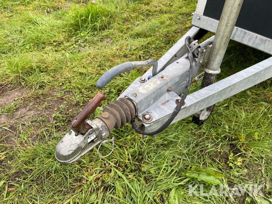 Hästsläp Henra Caliber, Sundsvall, Klaravik auktioner