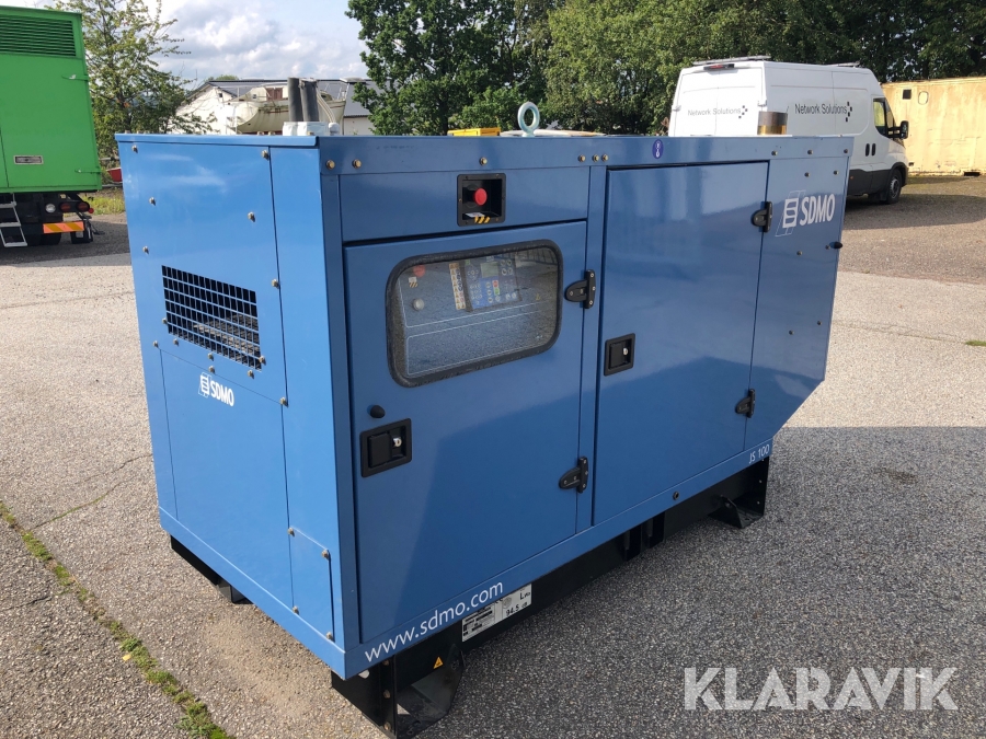 Klaravik Auktioner | Generator / Elverk SDMO JS 100 100kVA