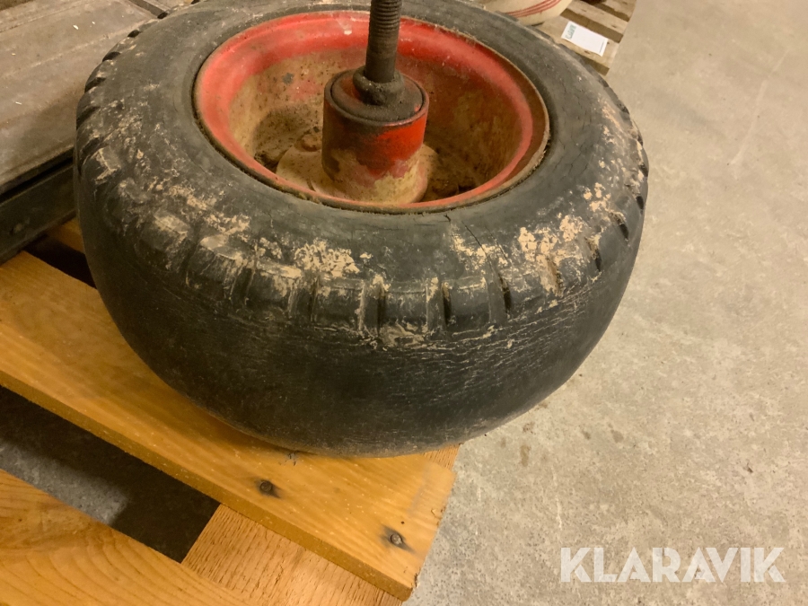 Hjul till väderstad harv, Karlskoga, Klaravik auktioner