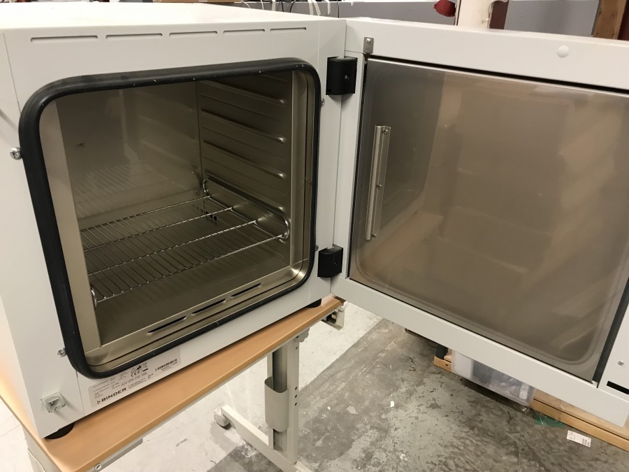 Klaravik Auktioner | Binder ugn / värmeskåp