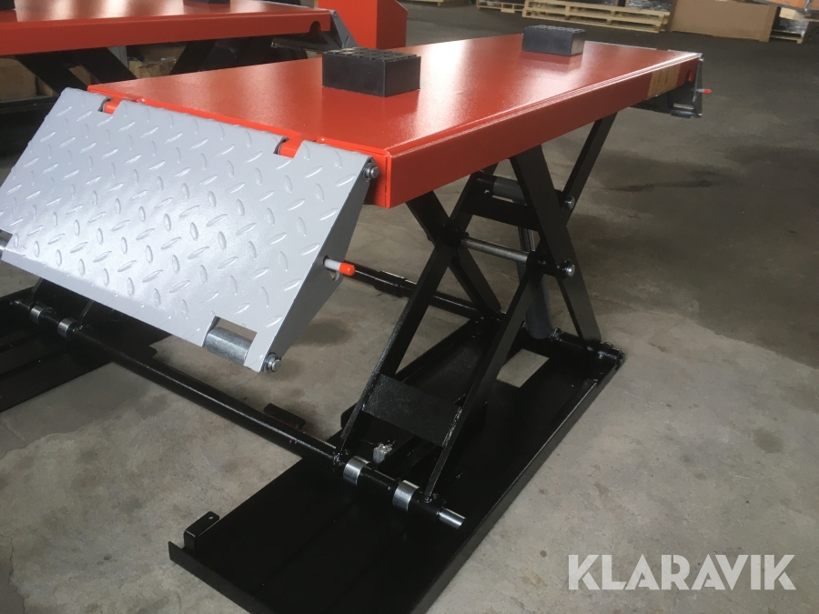 Saxlyft MT MT-300, Sjöbo, Klaravik auktioner