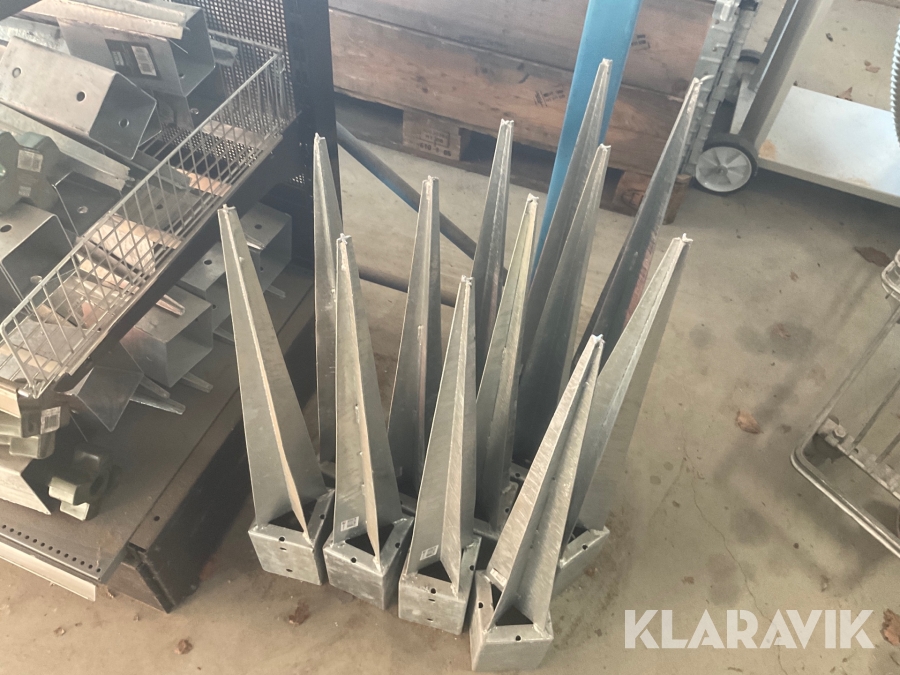 Stolpspjut /Stolpskor, Tingsryd, Klaravik auktioner