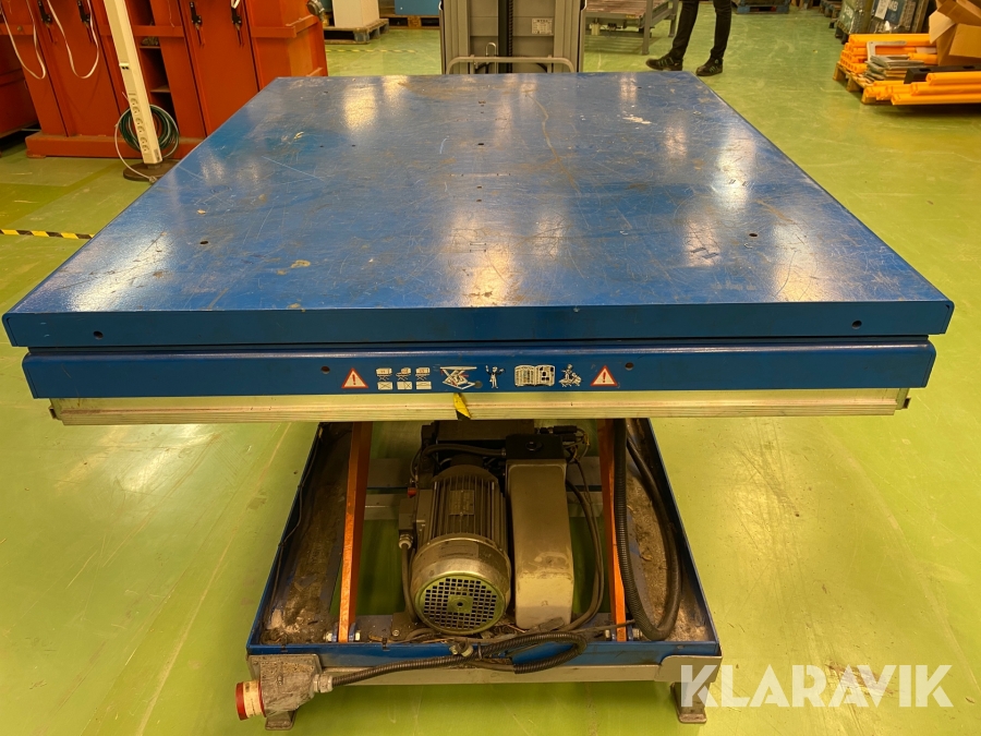 Lyftbord Edmo lift CL 2000 enkelsax, Köping, Klaravik aukti