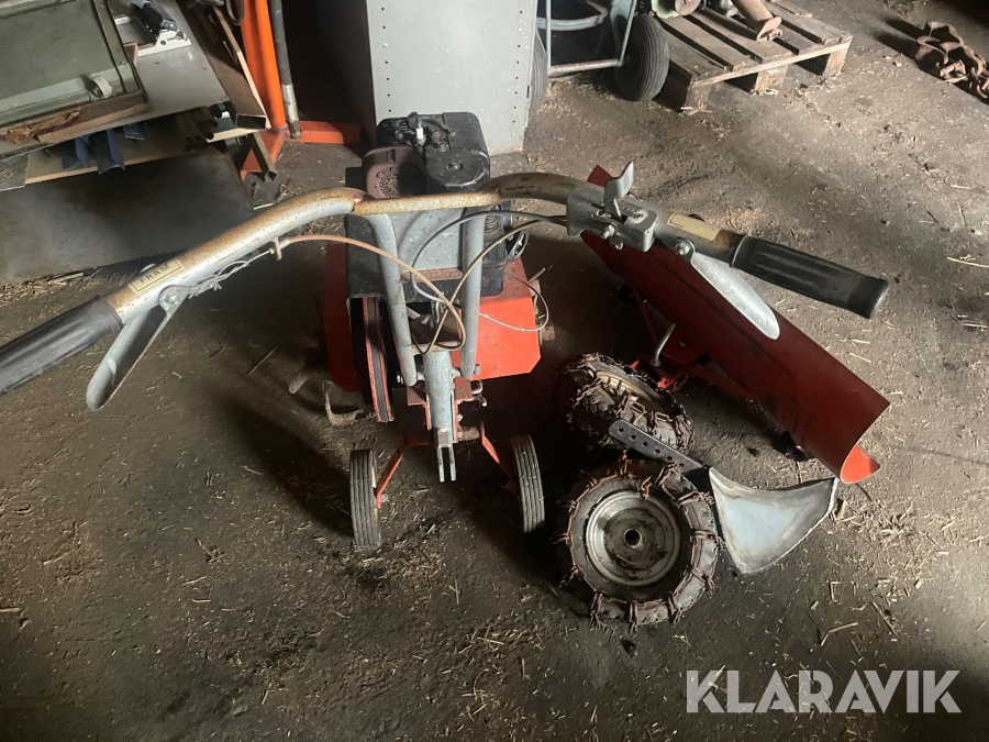 Klaravik Auktioner | Jordfräs Crescent 505