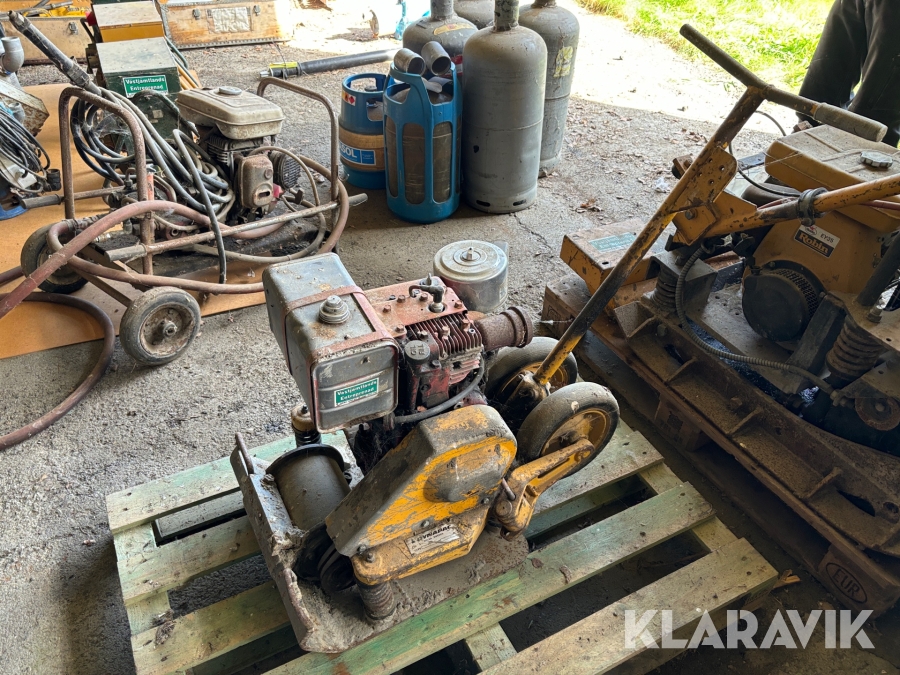 Markvibrator Dynapac CM13, Åre, Klaravik auktioner