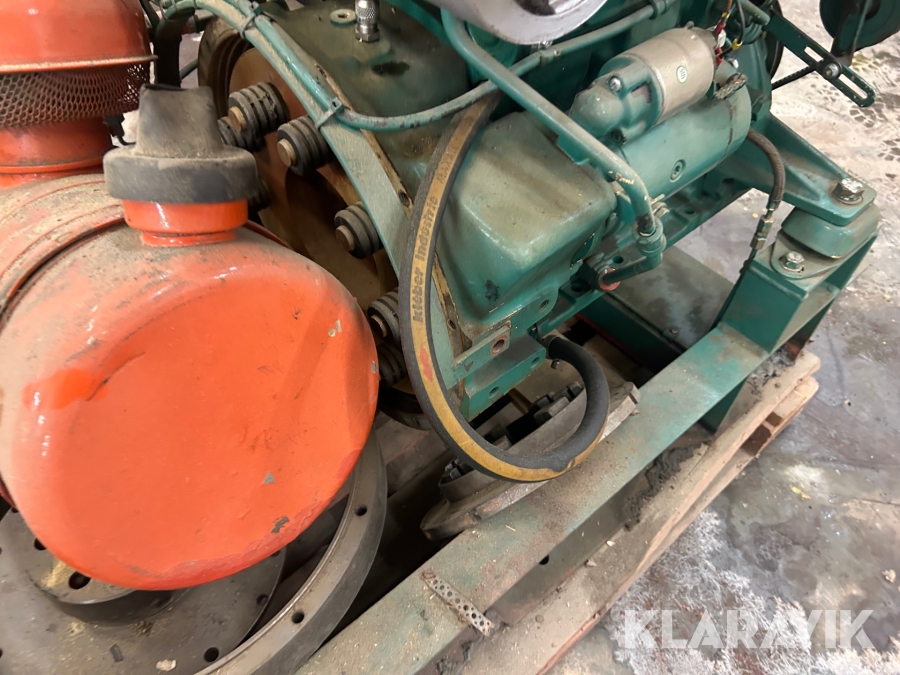 Motor med generator Valmet / Sisu 320 DSMG, Heby, Klaravik