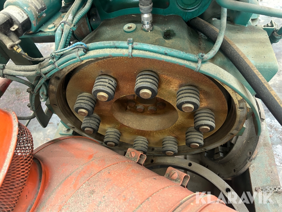 Motor med generator Valmet / Sisu 320 DSMG, Heby, Klaravik