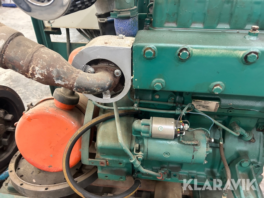 Motor med generator Valmet / Sisu 320 DSMG, Heby, Klaravik