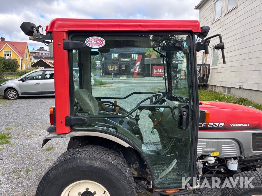 Traktor Yanmar EF235, Ånge, Klaravik auktioner