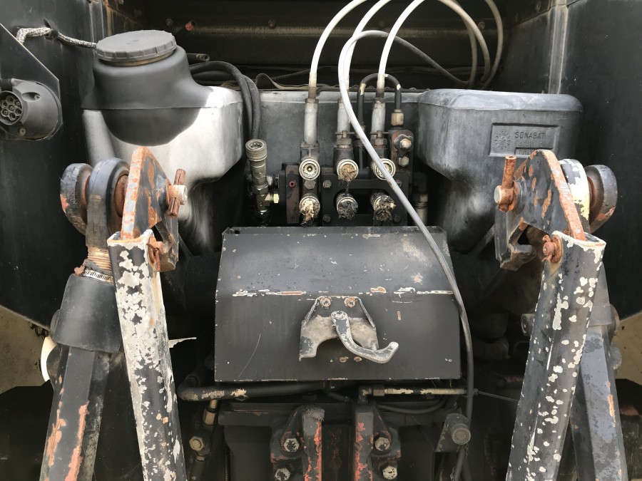 Traktor Valmet 8600-4