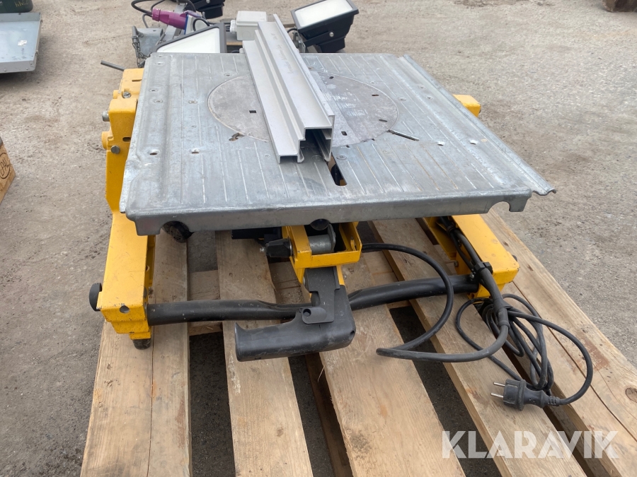 Bordsåg DeWalt, Västerås, Klaravik auktioner