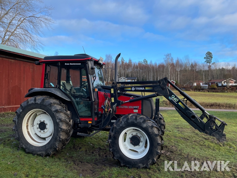 Traktor Valmet 800, Avesta, Klaravik auktioner