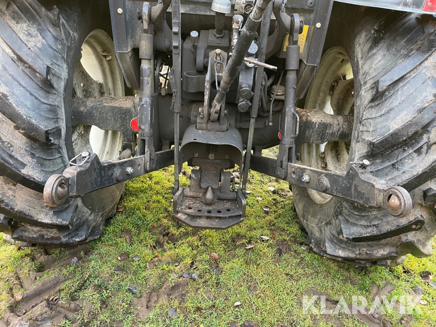 Traktor Valmet 800, Avesta, Klaravik auktioner