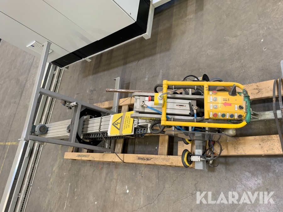 Klaravik Auktioner | Fönsterlyft Movomech med skensystem