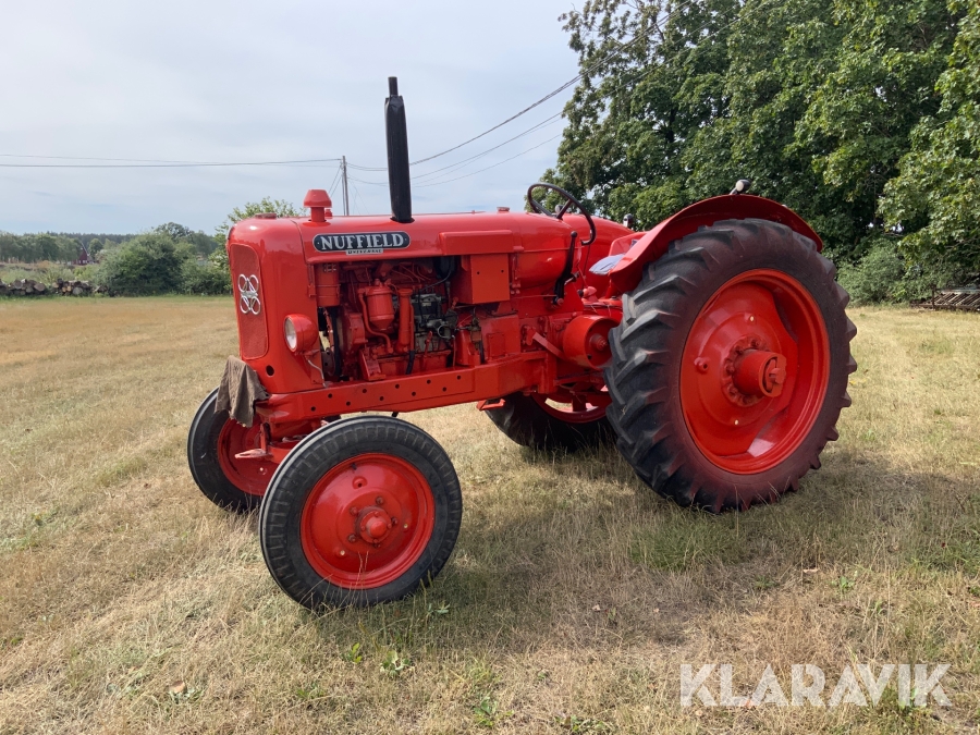 Traktor Nuffield DM4, Torsås, Klaravik auktioner