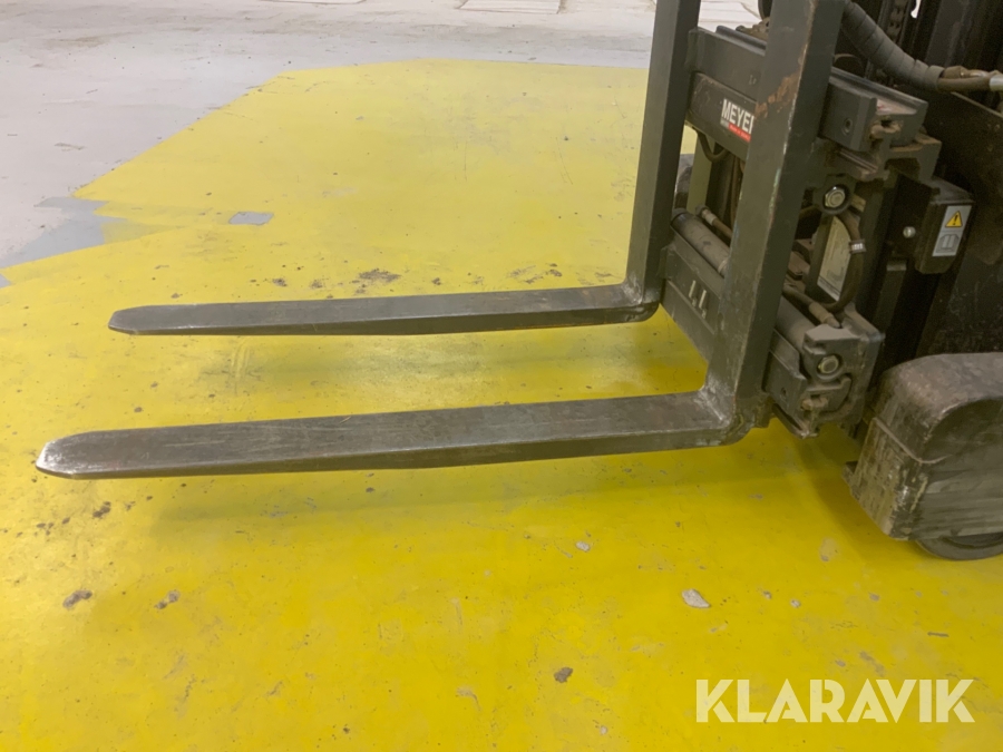 Truck BT Toyota RRE250H BT reflex