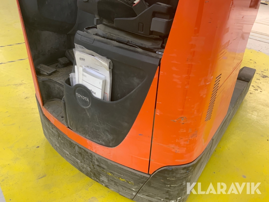 Truck BT Toyota RRE250H BT reflex