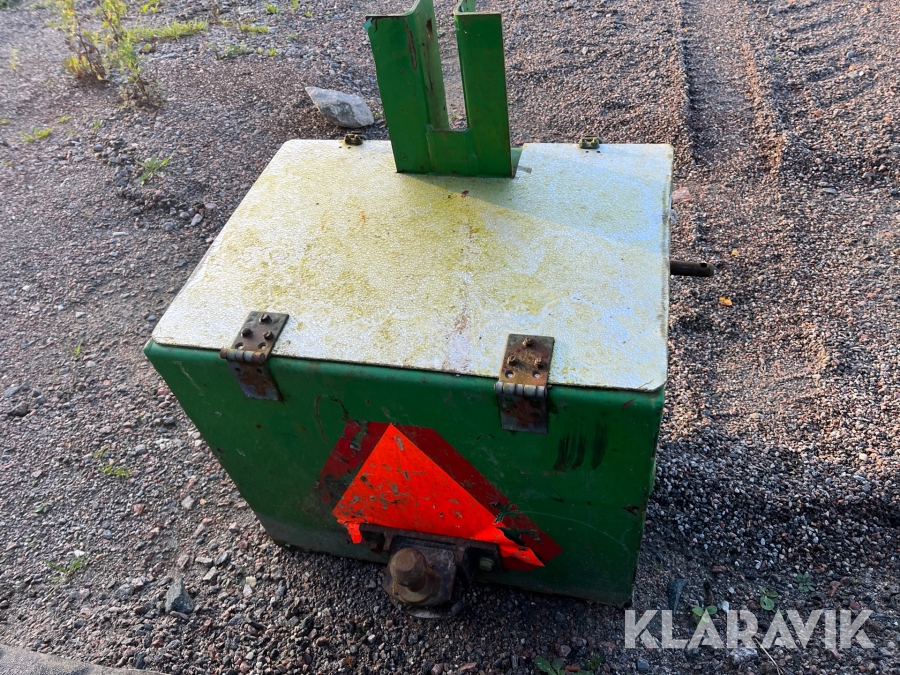 Motvikt John Deere, Vänersborg, Klaravik auktioner