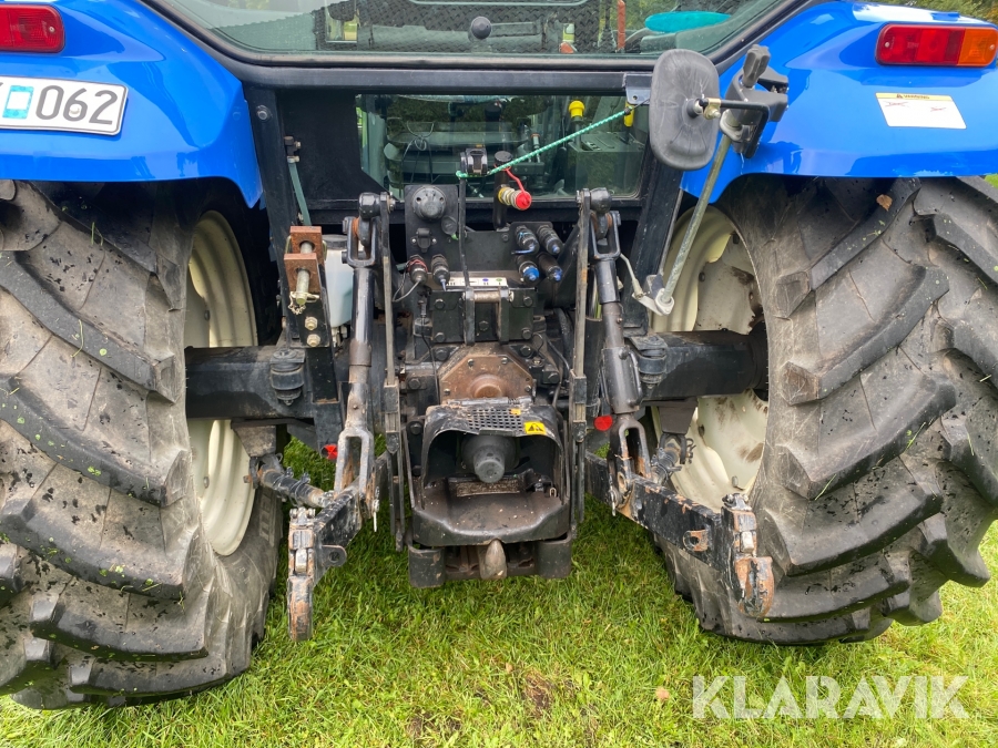 Traktor New Holland TL90A 4WD