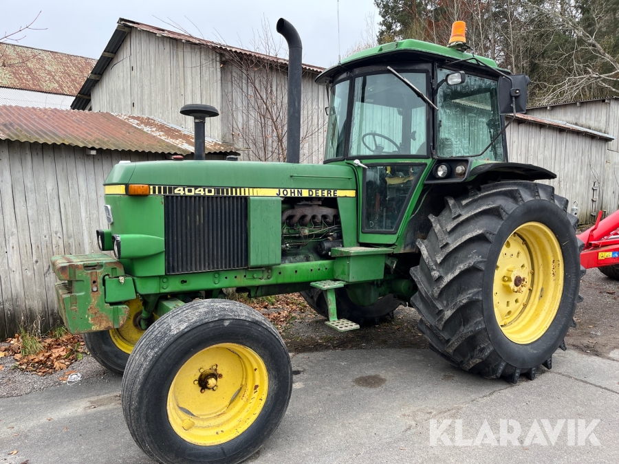 Traktor John Deere 4040, Söderköping, Klaravik auktioner