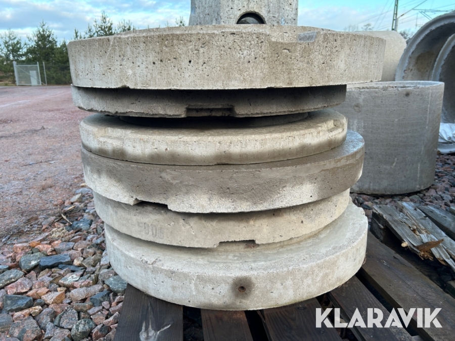 Parti med VA betong material, Ängelholm, Klaravik auktioner