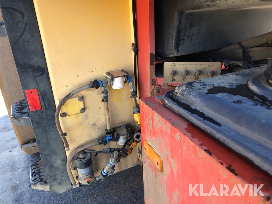 Statisk trevalsvält Dynapac CS141