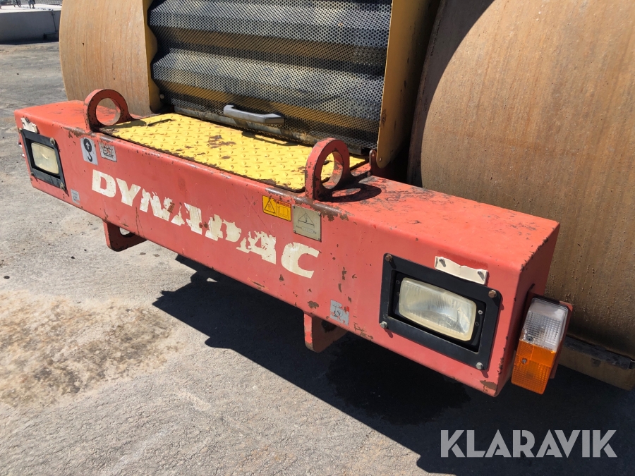 Statisk trevalsvält Dynapac CS141