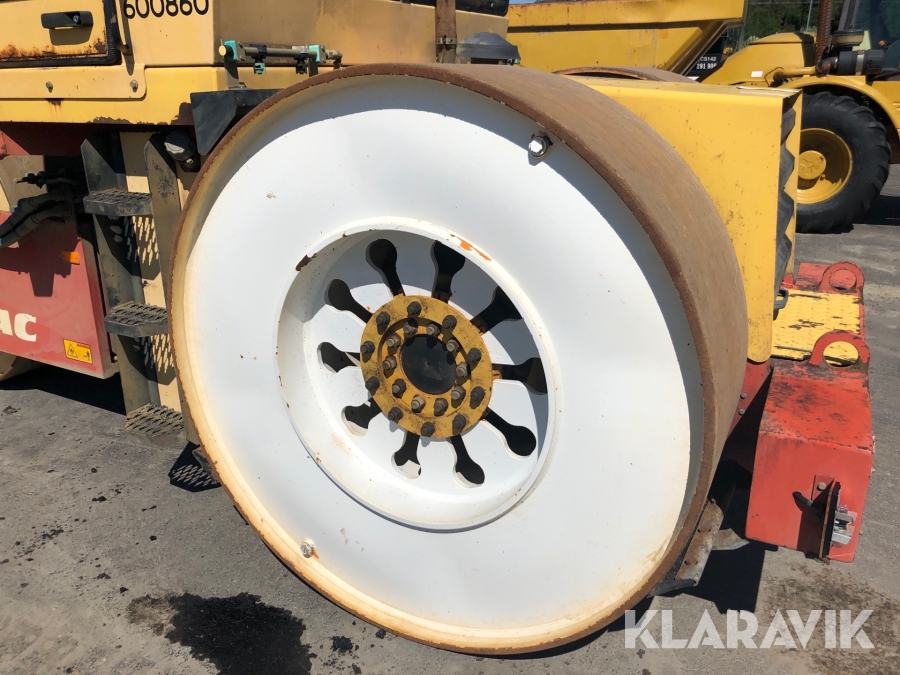 Statisk trevalsvält Dynapac CS141