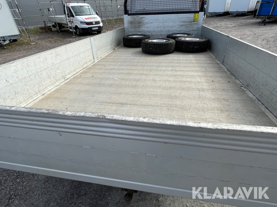 Flakbil Volkswagen Crafter, Jönköping, Klaravik auktioner