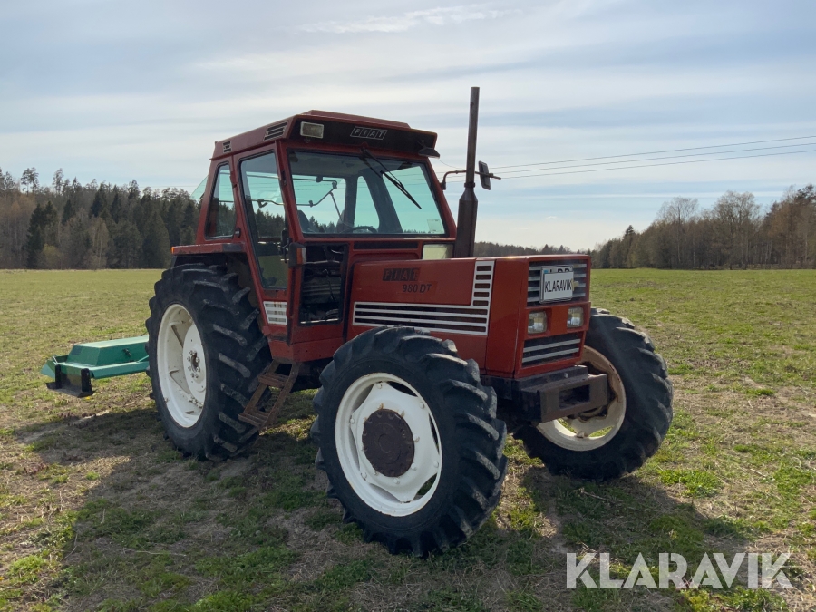 Traktor Fiat 980 DT