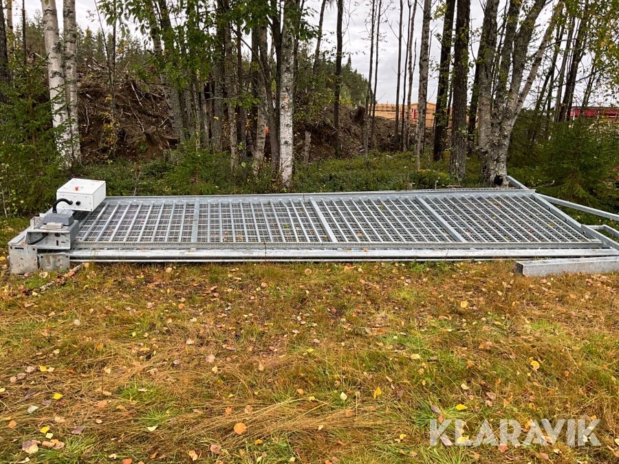 Motordriven skjutgrind Demex Svalan, Storuman, Klaravik aukt