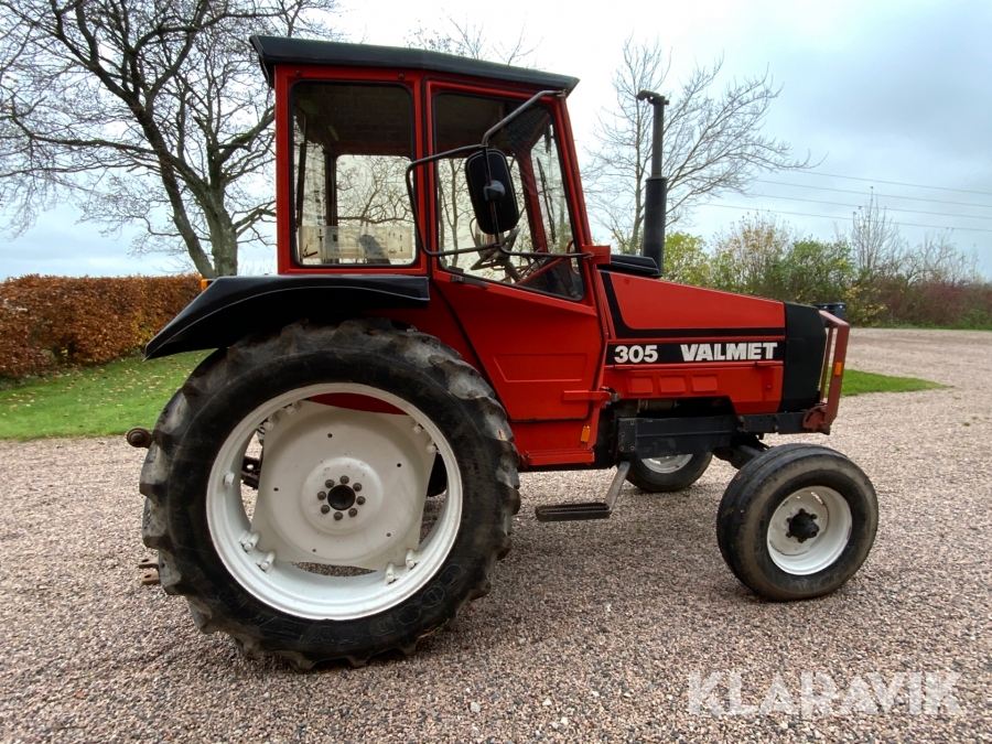 Traktor Valmet 305