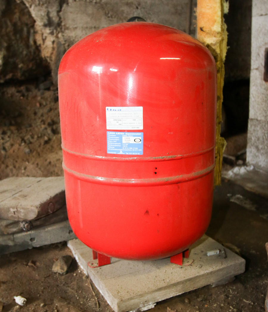 Trycktank, värmesystem.