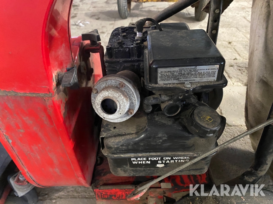 Lövsug MTD Multi-Vac, Bjuv, Klaravik auktioner