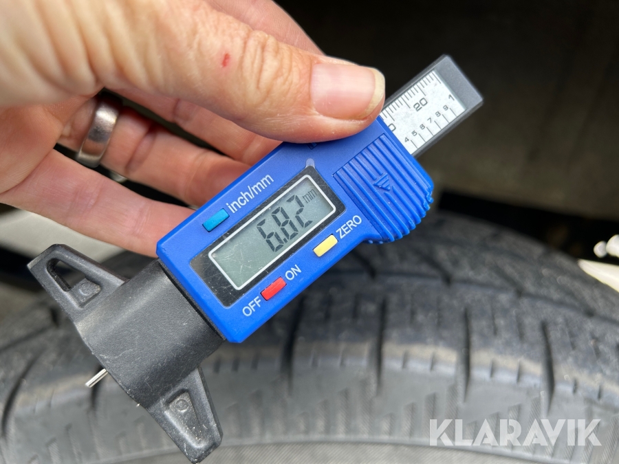 Skåpbil Iveco Daily 35 Hi Matic, Göteborg, Klaravik auktione