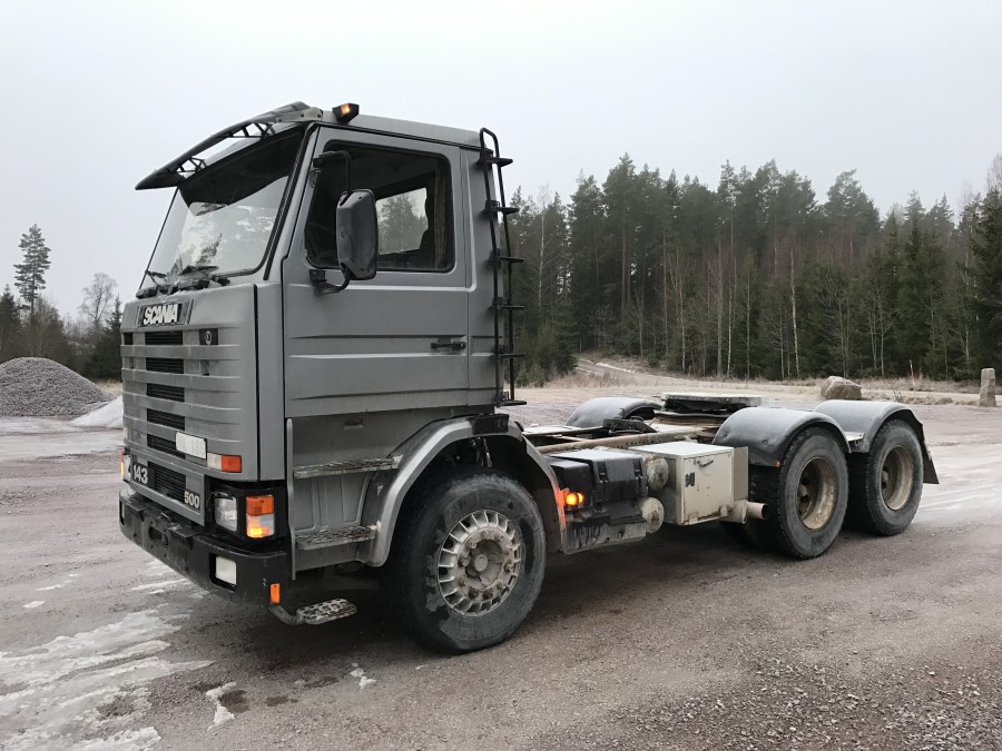 SCANIA R143 Trailerdragare