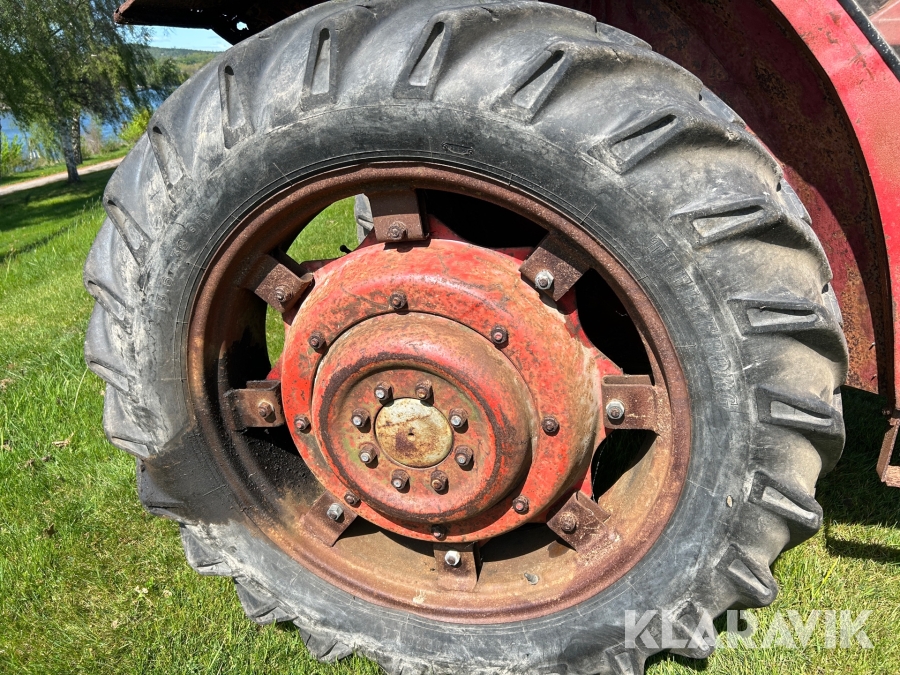Traktor Massey Ferguson 165 Multi-Power, Lilla Edet, Klaravi