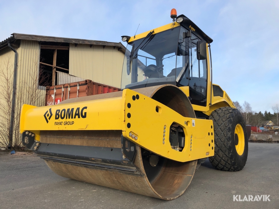 Envalvsvält Bomag BW211D-5