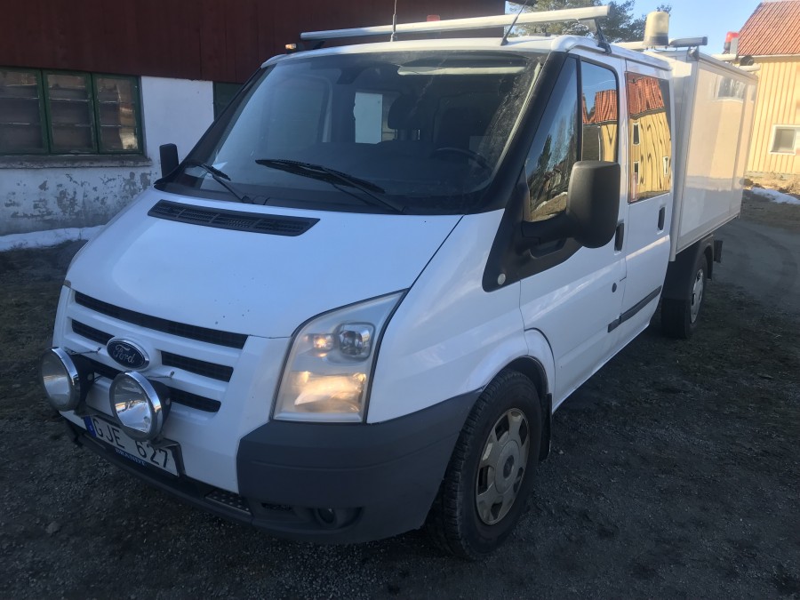 Skåpbil / Transportbil Ford Transit 350M Dubbelhytt (Awd)