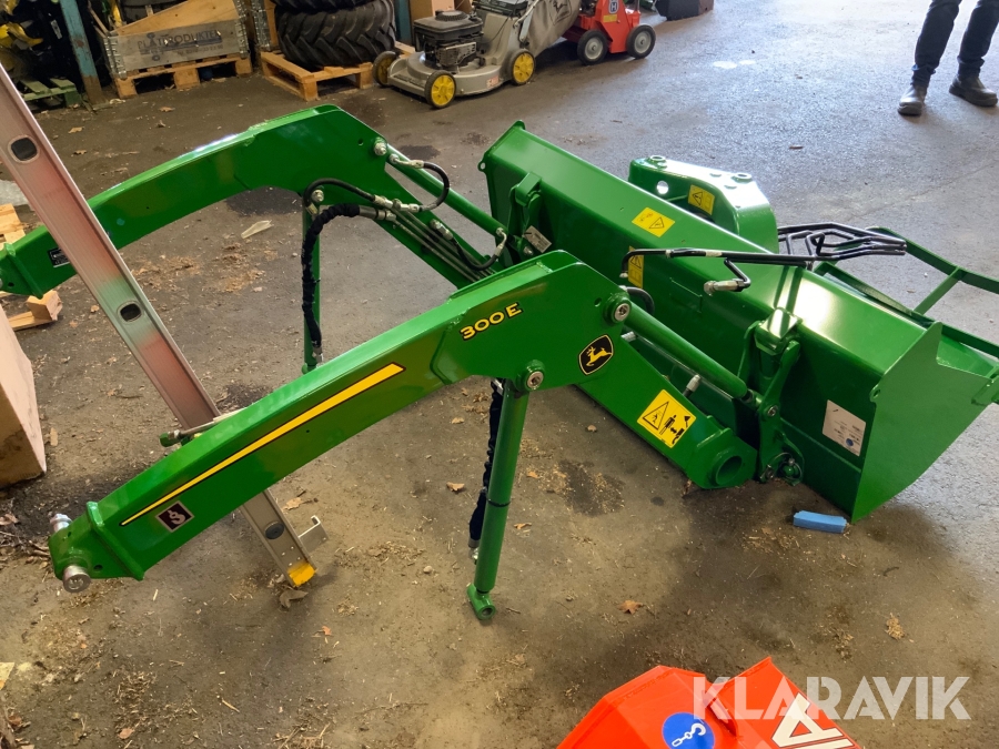 Lastare till kompakttraktor John Deere 3025E, Kalmar, Klarav
