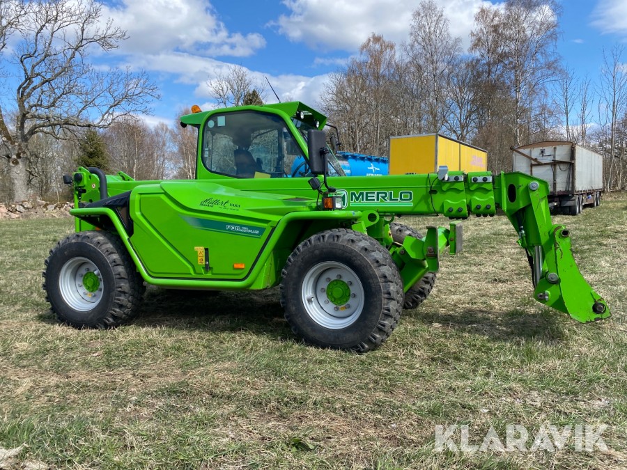 Teleskoplastare Merlo P38.13 Plus