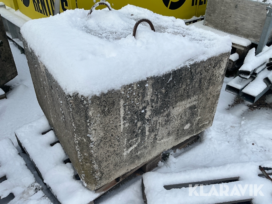 Betongfundament, Malmö, Klaravik auktioner